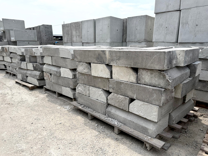 Precast Concrete Road Kerbs - Solid Mix
